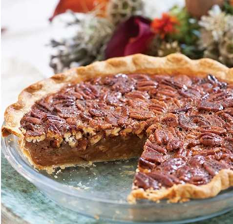 Homemade Apple Pie - The Nut House