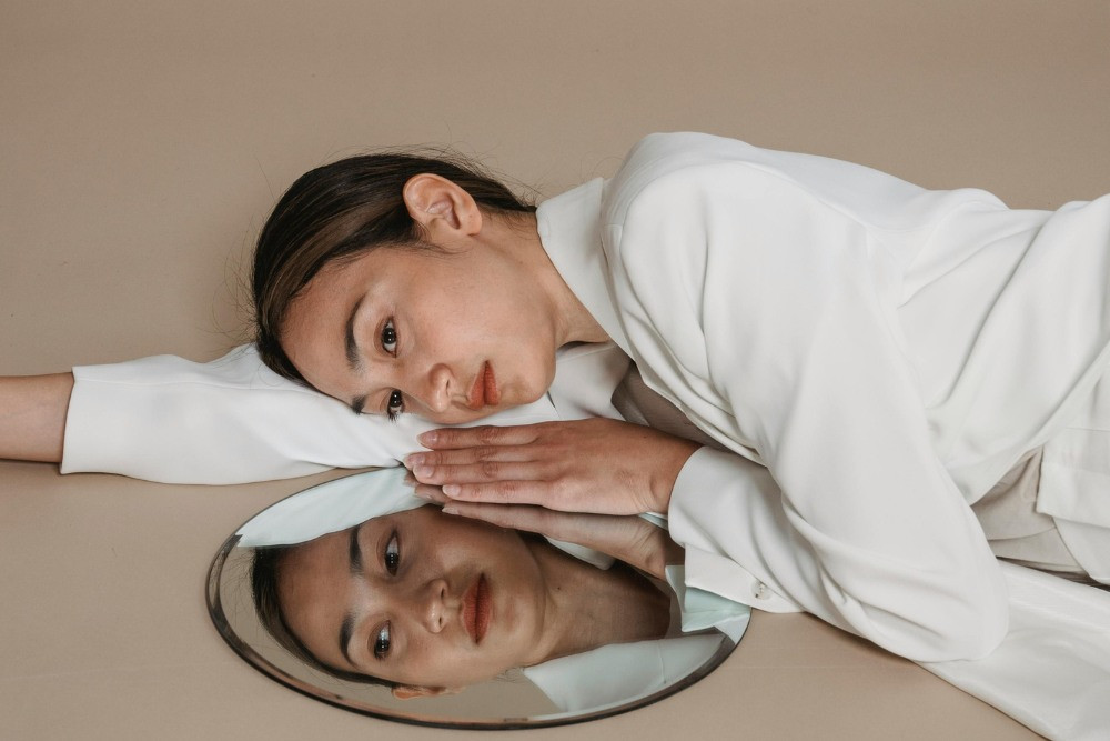 Retinol for Skin: Benefits, Side Effects & Best Practices - Invity