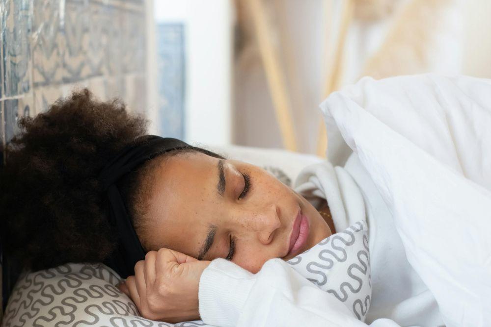 Sleep and Skin Health: Understanding the Vital Link - Invity