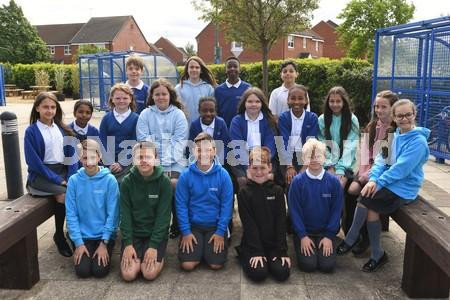 39452019-Hampton Vale primary school, year 6 leavers 4 Y622 - National ...