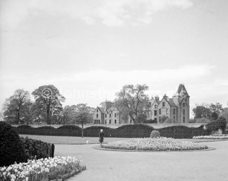 20863764-Edinburgh - Saughton Park with Saughtonhall House which was ...