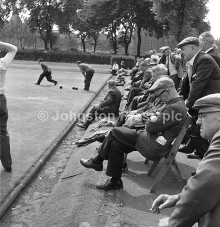 23443505-The St James bowling tournament in Leith in 1966 - so exciting ...