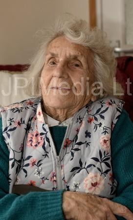 39310159-Olive Robinson from Leeming. - National World | Newsprints