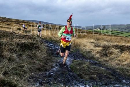 39315905-31 December 2021. . . . . Gavin Lamb takes part in the Auld ...