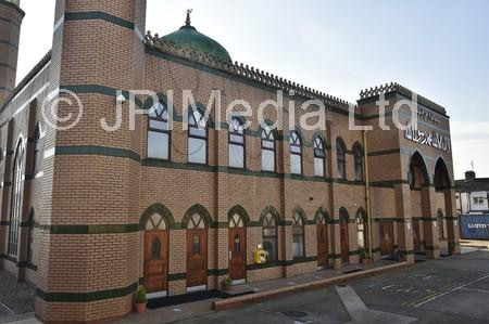 38817232-Masjid Ghousia mosque at Gladstone Street, Peterborough ...