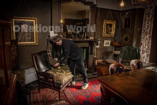 39662792-National Trust property Mr Straws House in Worksop ...