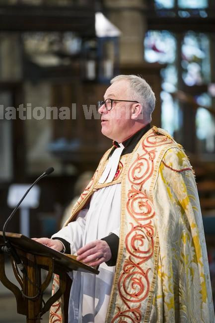 39673981-Alice Mahon remembrance service at Halifax Minster. Vicar of ...
