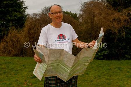 36116868-Former Councillor Ian Baxter who will be walking 187 miles in ...
