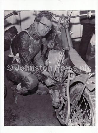 36067781-Edinburgh Monarchs Speedway captain Bert Harkins 23-05-1969 ...