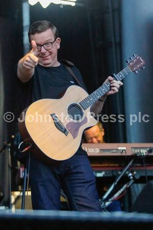 37980758-The Proclaimers Edinburgh Castle 20 07 19 Charlie Reid ...