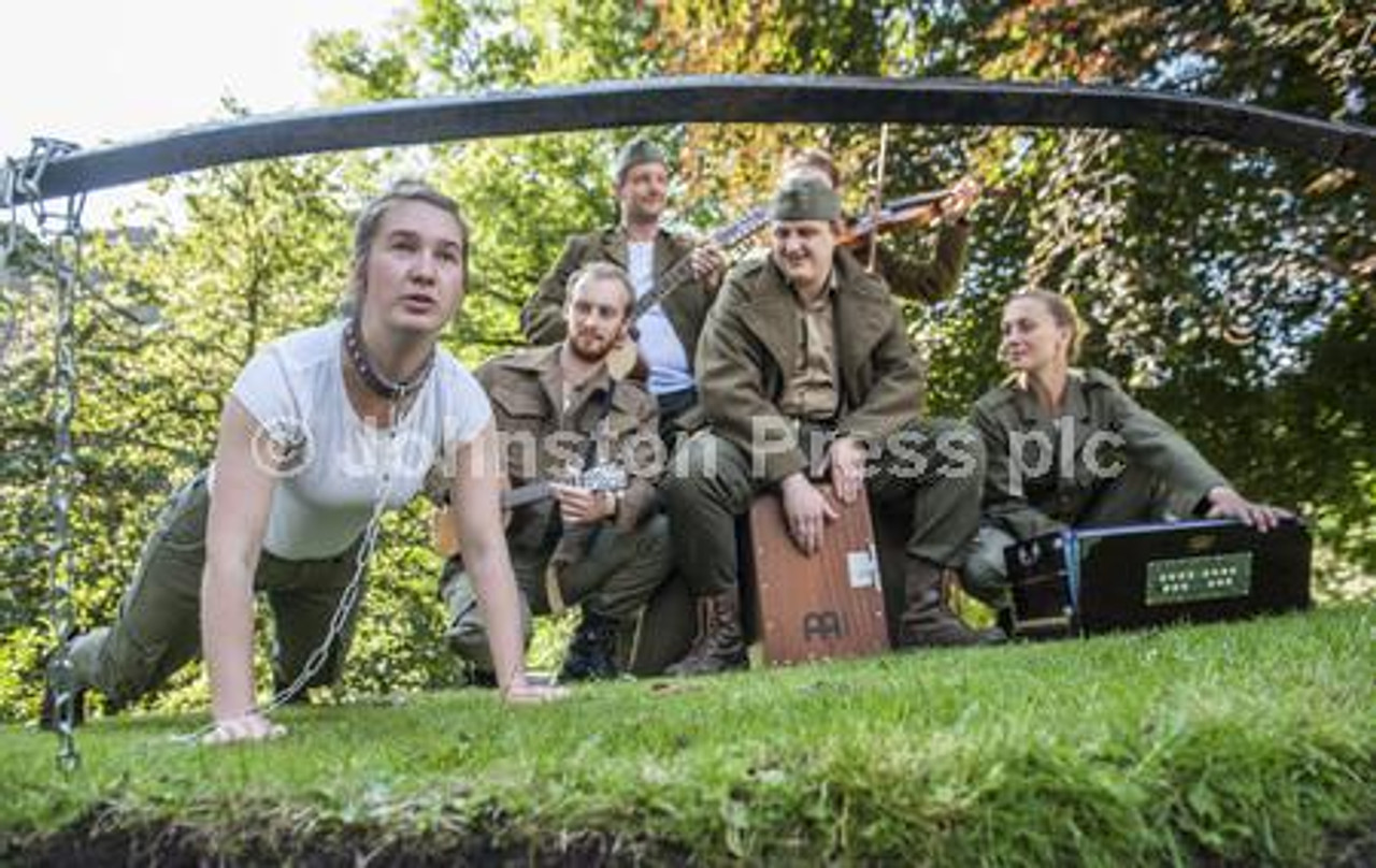 31320672 En On Shift The Cast Of Wojtek The Happy Warrior Princes