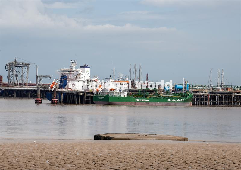 39827500-The outer dock at the Port of Immingham photographed for the ...