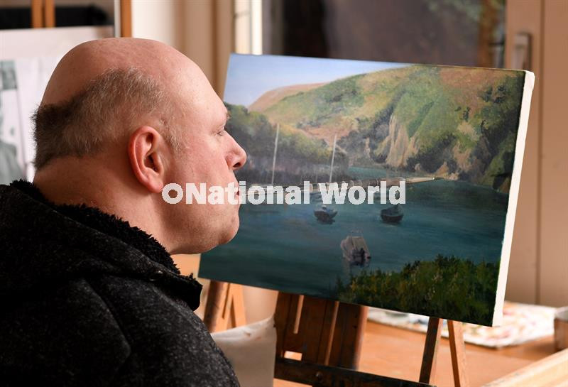 39881363-Mouth artist David Cawthorne, pictured at his home at ...