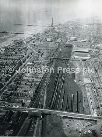 20086978-Aerial view looking North of the railway lines from South ...
