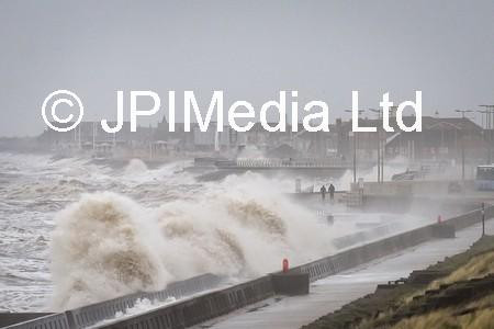 39353442-Strong winds on the Fylde Coast as Storm Dudley arrives in ...
