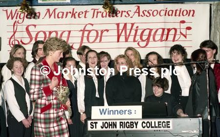 35945393-Princess Di on a happy note with St. John Rigby College ...