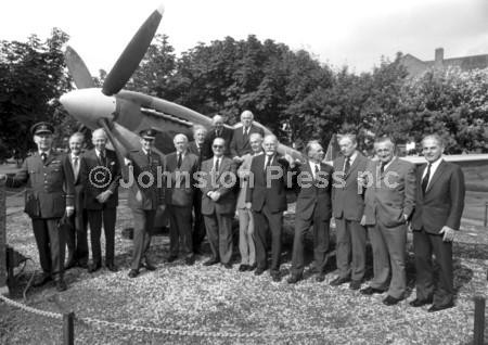 22621098-Former RAF pilots, who took part in the Battle of Britain, at ...