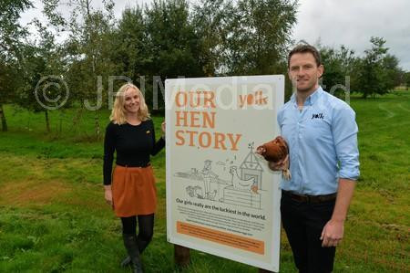 39204906-Ben and Emma Mosey at Minskip Farm Shop, near Boroughbridge ...