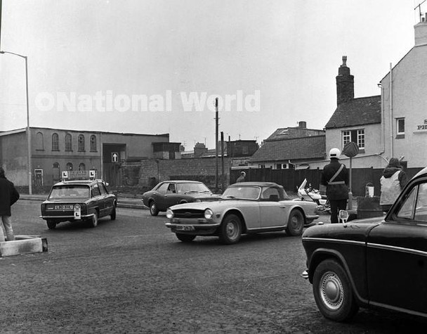 39651231-Kettering, Northants Telegraph Retro, Kettering town centre ...