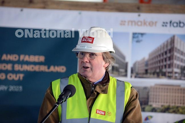 39651579-Maker and Faber Riverside offices topping out ceremony. Sir ...