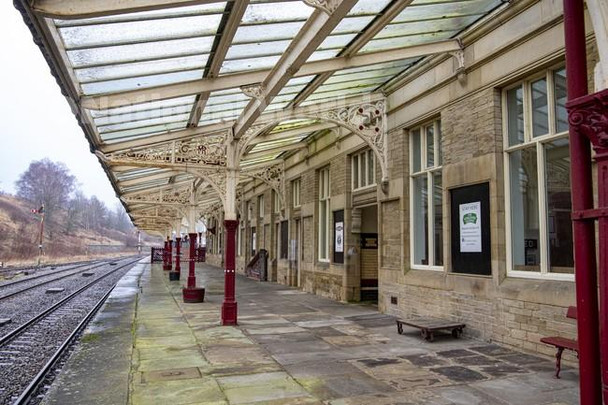 39652444-Hellifield Railway Station in the Yorkshire Dales photographed ...