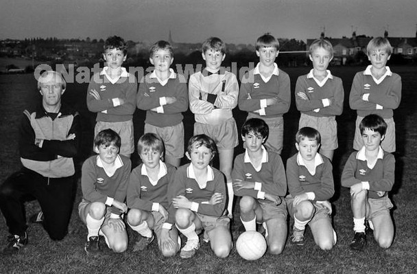 39652695-Northants Telegraph Retro Northamptonshire football teams from ...