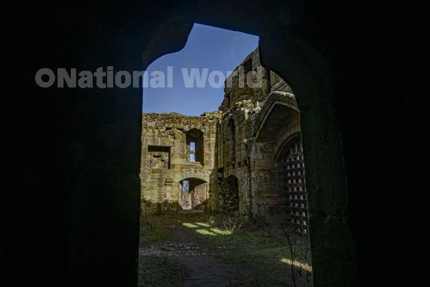 39656539-Whorlton Castle, a ruined 12th century medieval castle ...