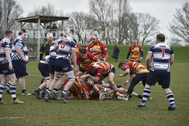 39672943-Rugby action from PRUFC Boro v Leighton Buzzard at Fengate ...
