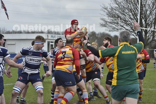 39673718-Rugby action from PRUFC Boro v Leighton Buzzard at Fengate ...