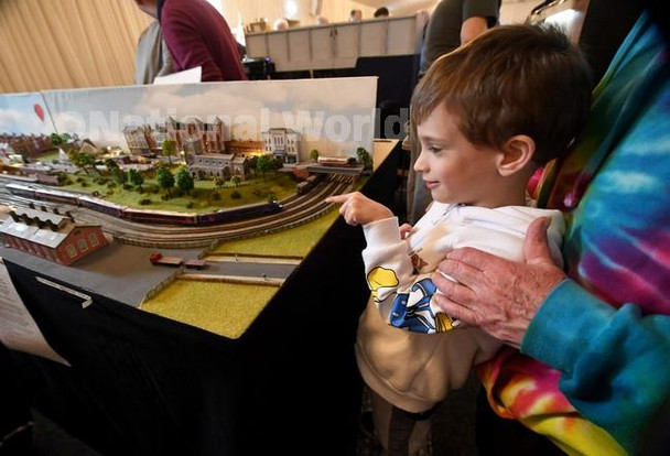 39682067-The Yorkshire Wolds Model railway show at the Driffield ...