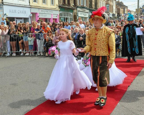 39725974-08 06 23 Lanark Lanimer Day featuring the crowning of Chloe ...