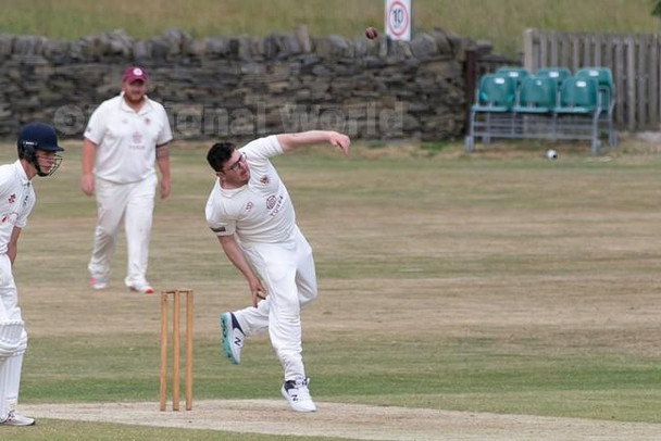 39730959-Lightcliffe v Buttershaw SP - Bradford League cricket at ...