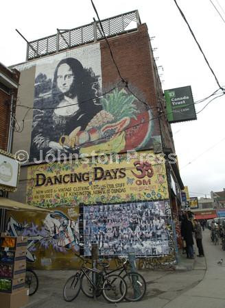 24307022-25 4 13 Toronto and Niagara Falls, Air Canada press trip ...