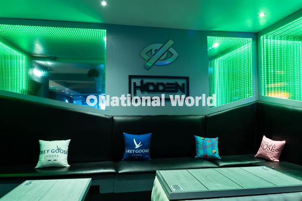 39834875-Interior of the Hidden Bar in Burnley Town Centre. Photo ...