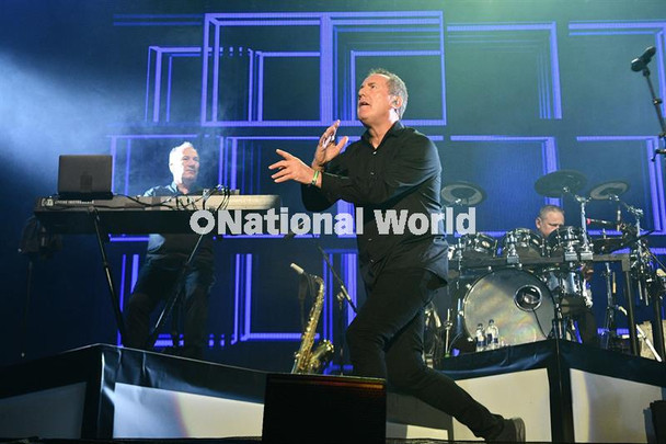 39842371-13-08-2023. Picture Michael Gillen. LINLITHGOW. Party at The ...