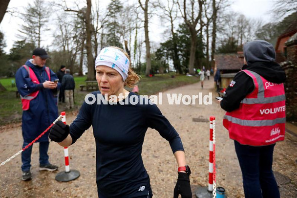 39912309-Alex Coomber was the first woman to finish. Havant parkrun ...