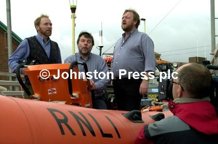 37571948-Th Antique Roadshow- left to right Rob Malaney, Nick Caffrey ...