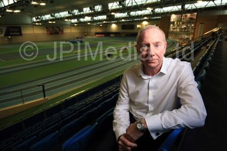 39327431-Interview and feature with former runner Peter Elliott at the ...