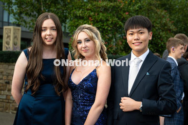 40356233-Burnley High School prom at Crow Wood. Photo: Kelvin Lister ...