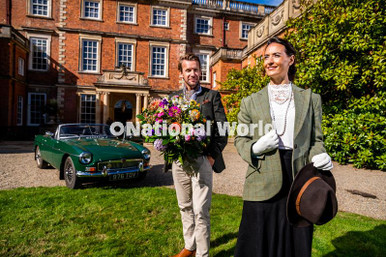 40382773-**EMBARGOED FOR YORKSHIRE POST ONLY** Craig and Jayne Barrett ...