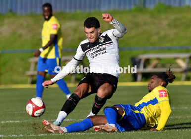 40397452-SHIFNAL V MOSSLEY AFC Shifnal Town(yellow0 take on Mossley AFC ...