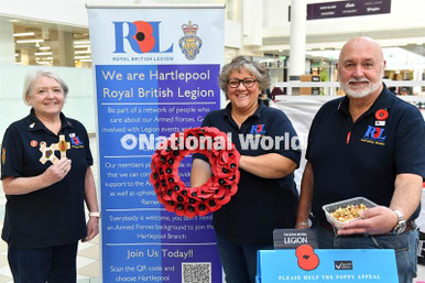 40398725-Sian Cameron Poppy Appeal Organiser (centre) with Poppy Appeal ...