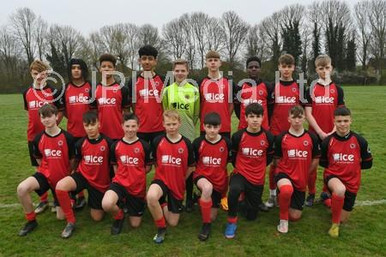 39393894-Netherton U14 s team front Aiden McAllinden, Anton Henson ...