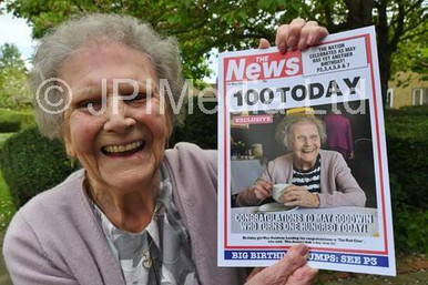 39434442-May Goodwin celebrates her 100th birthday at Nelson Place ...