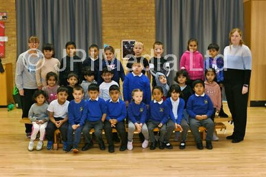 39294233-Queens Drive Infants school school reception classes 3 Rec21 ...