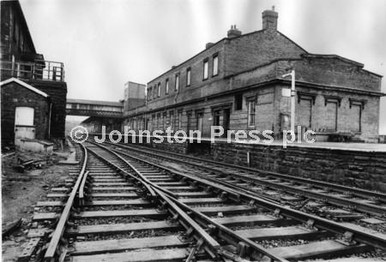 23875788-Normanton, 26th January 1972 Normanton derelict station ...