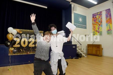 39546945-Pupils picked up their GCSE results at Portsmouth Academy in ...
