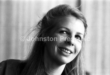 22641320-British Airways stewardess Pat Kerr was so touched by the ...