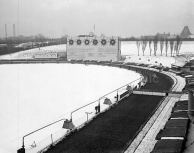 20006931-Powderhall Stadium s electric blanket meant conditions were ...