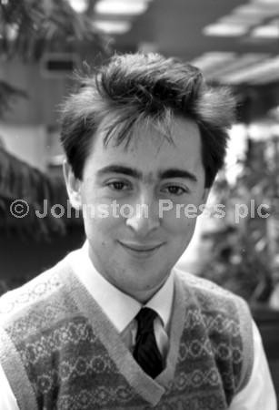 22644279-Scottish actor Alan Cumming was appearing in Cabaret at the ...